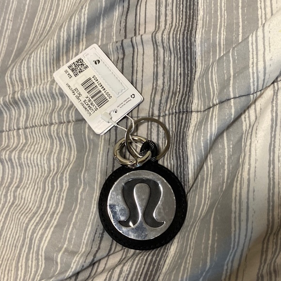 lululemon athletica | Accessories | Lululemon Logo Keychain Black Brand ...